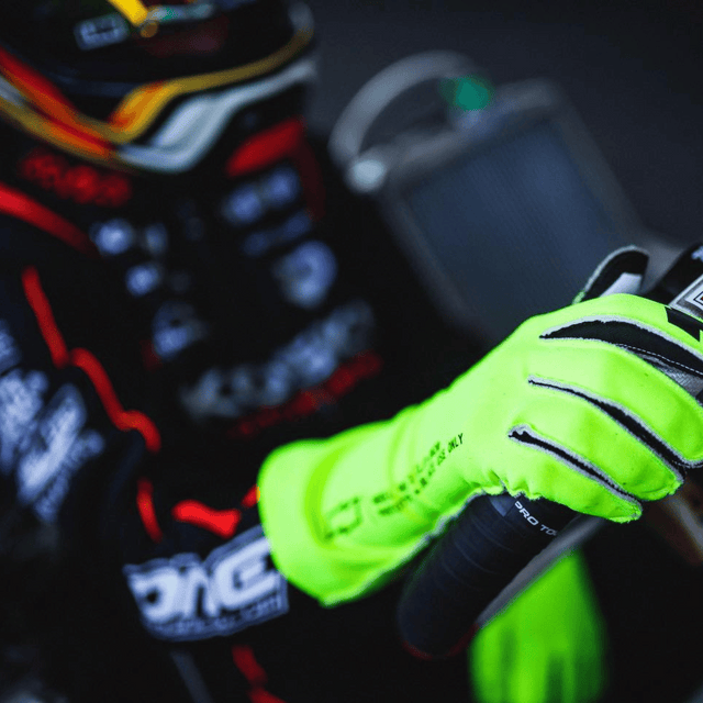 Performance Kartwear, Racewear & Teamwear | OFFSET Sport